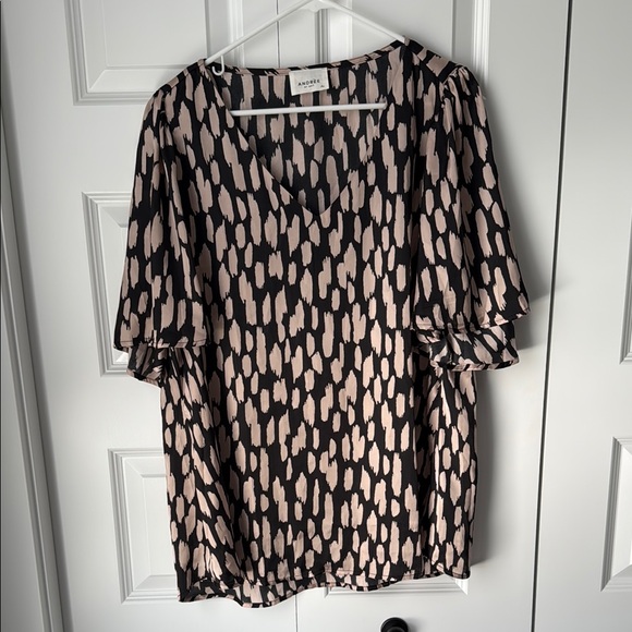 ANDREE BY UNIT | Tops | Andree By Unit Flowy Sleeve Top | Poshmark